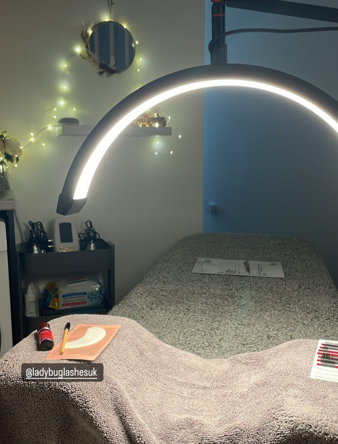 Bed table mounted half moon led light lamp Black